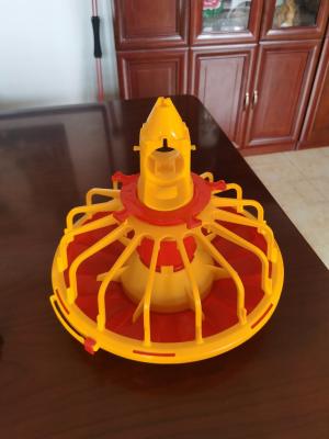 China Sistema automático de alimentação de panelas amarelo vermelho com superfície lisa à venda