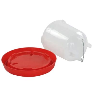 China Nieuwe Type Rode Kip Drinker Met Been Water Emmer Handmatige Gevogelte Feeder En Drinker Landbouw Apparatuur Te koop