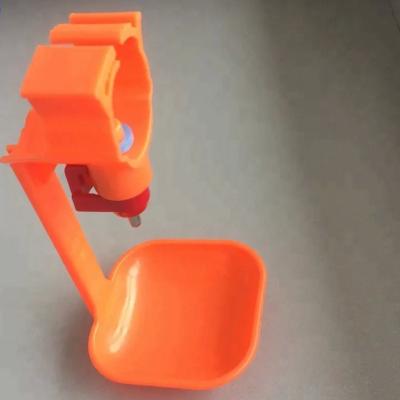 中国 ウズラ家禽水ニップル システム用ダブル ウィング ツイン ロック ニップル ドリンカー 販売のため