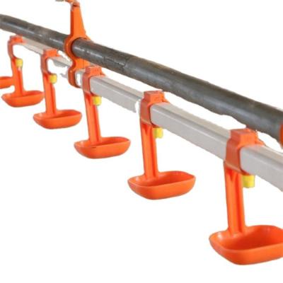 Cina Sistema di abbeveraggio per pollame 220V/50Hz con 1 anno di garanzia in vendita