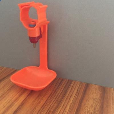 Cina Arancione Pollame Capezzolo Dispenser Acqua Pollo Capezzolo Plastica ABS in vendita