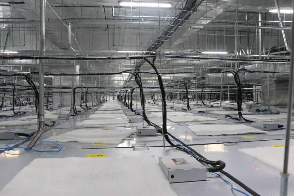 Quality GMP Modular Class 100 Clean Room OEM ODM Portable Dust Free Safety Cleanroom System for sale