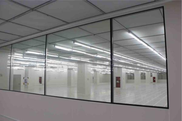 Quality PVC Floor GMP Clean Room , Class 100 1000 Modular Cleanroom Systems Dust Free for sale