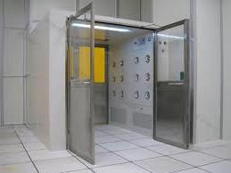 중국 1.2mm 두께 청정실 공기 샤워 두쪽에 24 스테인레스 스틸 노즐과 스트레이링 페인팅 표면 마무리 판매용