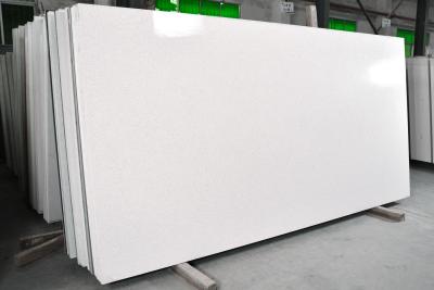 China Resistência Crystal Quartz Stone Slab grande branco artificial do deslizamento da classe 3 para a vaidade/ilha/Bathroomtop à venda