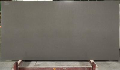 China キッチン ダーク グレーのカウンタートップのクォーツ ストーン スラブ SGS NSF 承認済み for sale