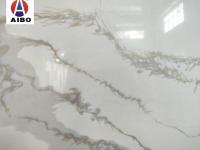 China Calacatta White Engineered Quartz Stone Slab 20mm for Kitchen Countertop for sale