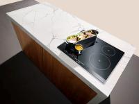 China Artificial White Quartz Benchtop 93% Quartz Scratch Resistant 20mm for sale