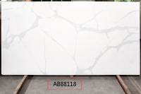 China Artificial White Quartz Benchtop 93% Quartz Scratch Resistant 20mm for sale