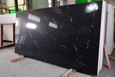 中国 台所上のための軽く黒い人工的なCalacattaの水晶石シートの容易なきれい 販売のため
