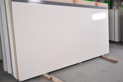 中国 容易できれいな人は設計された水晶Benchtops 3200*1600MMに2.3~2.5g/Cm3密度をした 販売のため
