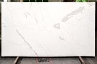 China Calacatta White Quartz Stone Solid Surface 25mm Kitchen Countertop Slab for sale