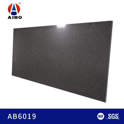 China Piedra del cuarzo de Brown 3200*1800 Carrara para las encimeras y la renovación del material del suelo en venta
