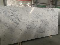 China NSF Certified Calacatta Quartz Stone Slab 3200x1800mm White Background Scratch Resistant for sale