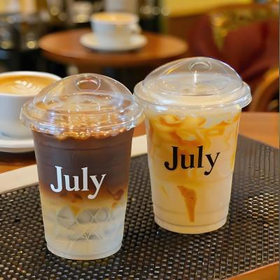 Cina Tazze trasparenti usa e getta con logo personalizzato Lesense con coperchio per bevande fredde, tè al latte, soda, tazze di plastica in materiale PET in vendita