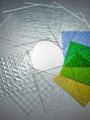 Cina Fiore di ghiaccio vetro di finestra ghiacciato vetro colorato vetro laccato bianco in vendita