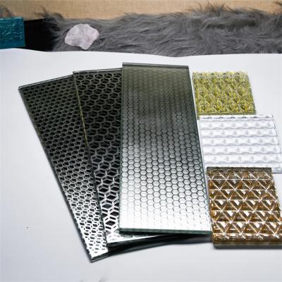 Cina Acid Etched Art Decorative Glass Gradient Textured Window Figured Glass in vendita
