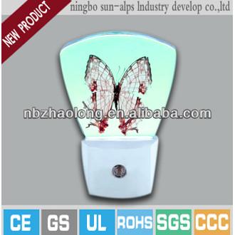 China Mini decorative baby bedding toys night lights with sensor New design 110v under cabinet lights ceramic plug in night lights for sale
