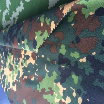 Cina Tessuto uniforme in poliestere a ragno Poplin TR 65 35 Camuffamento 150 gm in vendita