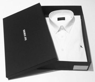 Cina Contenitori d'imballaggio di abbigliamento su ordinazione di BSCI, indumento asettico dei contenitori di carta di regalo di Youfu in vendita