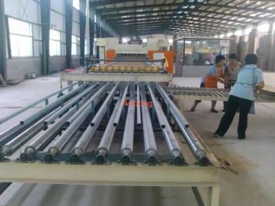 Cina Linea di produzione ondulata ad alta velocità del cartone del cartone della scatola di imballaggio della seconda mano in vendita