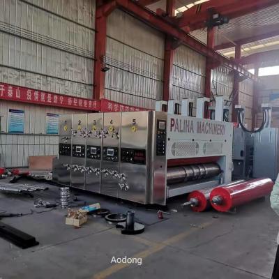Cina 5.5kw ha ondulato la stampatrice di Flexo, macchina tagliante del contenitore di pizza in vendita