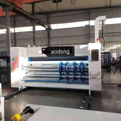 Cina Stampatrice chiudente pneumatica della scatola di cartone, stampatrice di Flexo di 4 colori in vendita