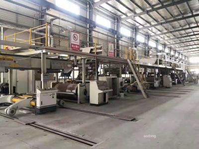 China Máquina ondulada totalmente automático usada da cartonagem à venda