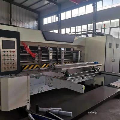 Cina La stampatrice flessografica della scatola ISO90001, ha ondulato l'attrezzatura della taglierina di dado in vendita