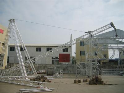 Cina La linea di alluminio matrice della capriata della spina della prestazione superiore sta lo spessore di 3mm in vendita