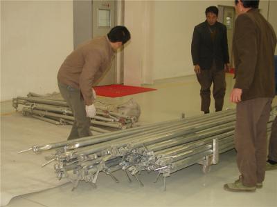 Cina Fase di sollevamento della metropolitana 50mm di strato di Bolt della struttura diritta d'acciaio della capriata 2x2 m. con le ruote in vendita