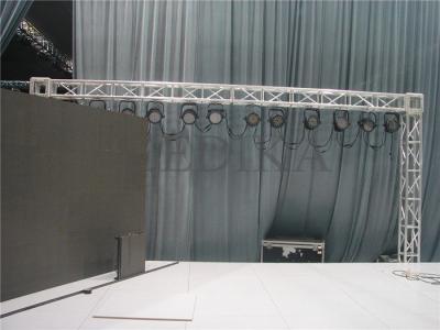 中国 300x300 mm の段階のアルミニウム正方形のトラス システム モーター ショーは耐火性を表示します 販売のため