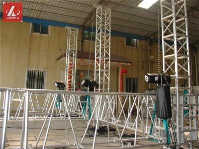 Cina Capriata 20,4 x 18,5 della mostra del triangolo 1179kg - peso di caricamento 2809kg per l'evento all'aperto in vendita