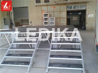 Cina Con il compensato di alluminio 750kg/m2 di prestazione della piattaforma della fase di smontaggio della scala in vendita