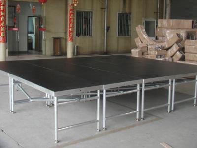 China Verstelbare hoogte aluminium podium platform voor veelzijdige evenementen en prestaties Te koop