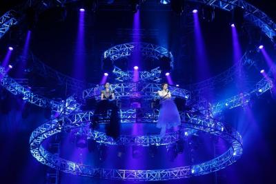 China Buitenactiviteiten Aluminium verlichtingsbalk cirkel truss vierkant doos truss podium truss Te koop
