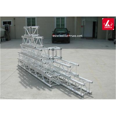 Cina Tracciato quadrato in alluminio leggero resistente alla corrosione personalizzabile in vendita
