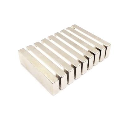 Cina Magnete al neodimio sinterizzato per motori di trazione certificato IATF16949 in vendita