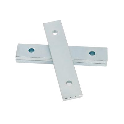 Cina N35-N52 Blocco di ferro a magnete di neodimio sinterizzato con rivestimento di zinco in vendita