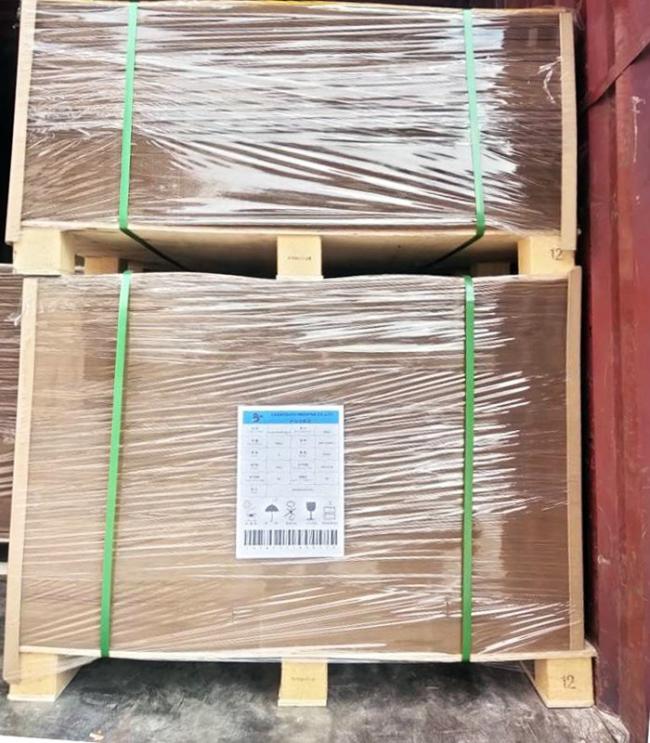 Foldable 300G Unbleached Kraft Test Liner Board Food Contact Brown Paper Sheet