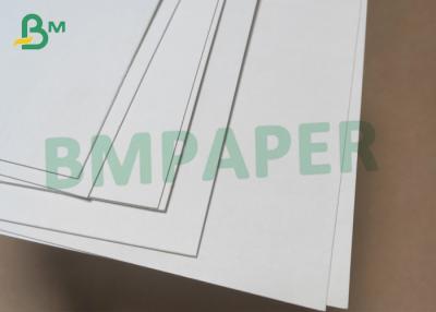 Cina Il cartone bianco assorbente beve la birra Mat Coasters 0.7mm 0.6mm in vendita