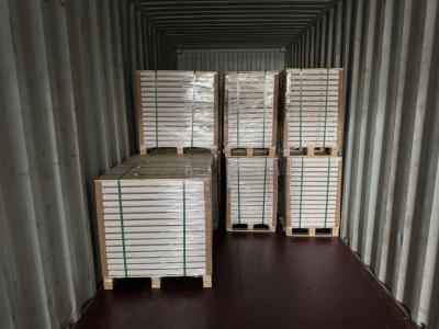 Китай 90 гг. 100 гг. Белая девственная крафт-бумага для конвертов 60 см. 86 см. продается