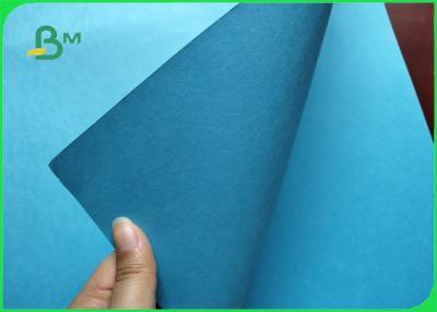 Cina Colore di carta offset verde colorato puro della pasta di cellulosa del FSC designato 70CM 100CM in vendita