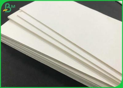 Cina strato di carta assorbente della pianura non rivestita del cartone della polpa del vergine di 0.4mm 0.7mm per Beermat in vendita