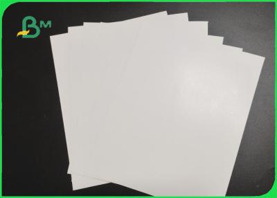 Cina Carta da cartone da 150 g a 300 g per la pubblicità di opuscoli bianchi in vendita