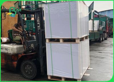 Cina assorbimenti di acqua della carta assorbente dell'avorio di 0.4MM grande della carta bianca del profumo 700 * 1000mm in vendita