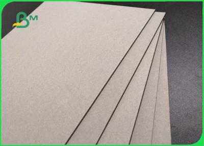 Cina contenitore laminato solido 1500gsm di vino di 1000mm x di 700 Grey Board Paper Sheet For in vendita