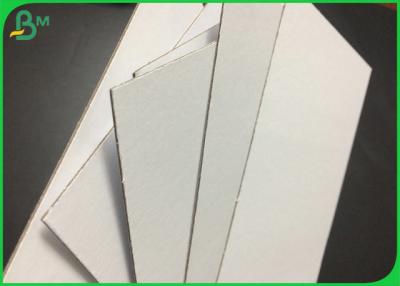 il lato bianco 2.5mm del cartone 2 di 2mm ha laminato con ricoprire e lucido