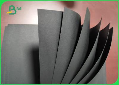 Cina Il nero naturale parteggiato doppio di Matt Black Paper Sheet 170gsm dello spazio in bianco in vendita