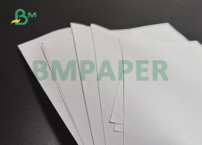 중국 노트북 720 * 1020 밀리미터 높은 순백을 위한 50gsm 53gsm 도금되지 않은 본드지 판매용